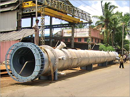 Carbon Steel Industrial Distillation Column at Best Price in Mumbai ...