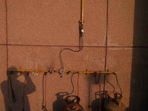 Gas Pipe Line Installation Gas Bank at Best Price in Delhi | Balaji ...