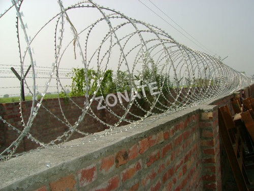 Sharp Razor Wire at Best Price in Delhi, Delhi | Zonate Wire Industries