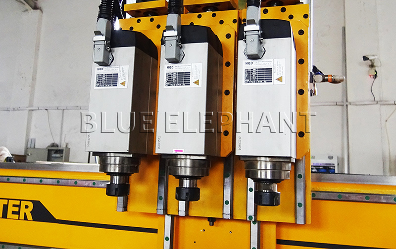 Multi Functions Three Spindles Cnc Router 2030 , Multi Spindles Wood ...