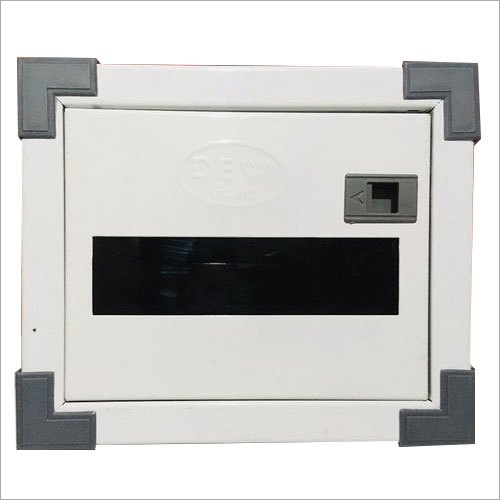 Iron 4 Way Tpn Single Door Mcb Distribution Board at Best Price in ...