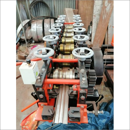 7 Roller Roller Shutter Making Machine at Best Price in Pune | Digambar Engineering Works