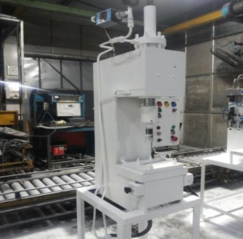 Hydraulic Press Assembly at Best Price in Pune, Maharashtra ...