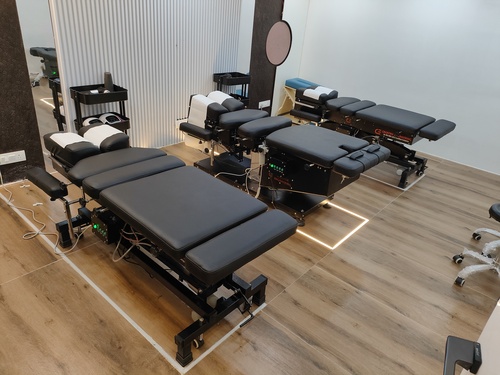 Chiropractic Drop Table at Best Price in Surat, Gujarat | Creative ...