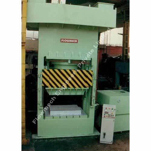 Hydraulic Hot Molding Press Machine at Best Price in New Delhi ...
