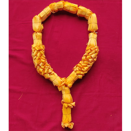 Ghar Garjra Cuting Chandan Har Keep Dry & Cool Place at Best Price in ...