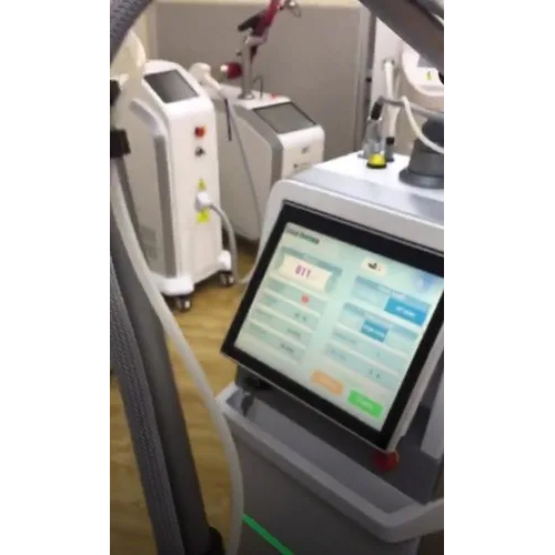 Grey Co2 Fractional Ematrix (Made In Usfda) at Best Price in Varanasi ...