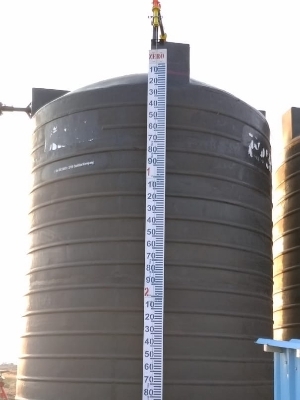 Float And Chord Level Indicator Operating Temperature: 200 Celsius (Oc ...