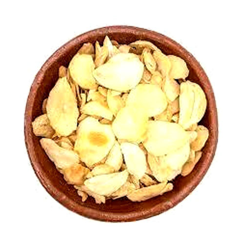 Dried Dehydrated Garlik Flakes at Best Price in Ahmedabad | Balkrishna ...