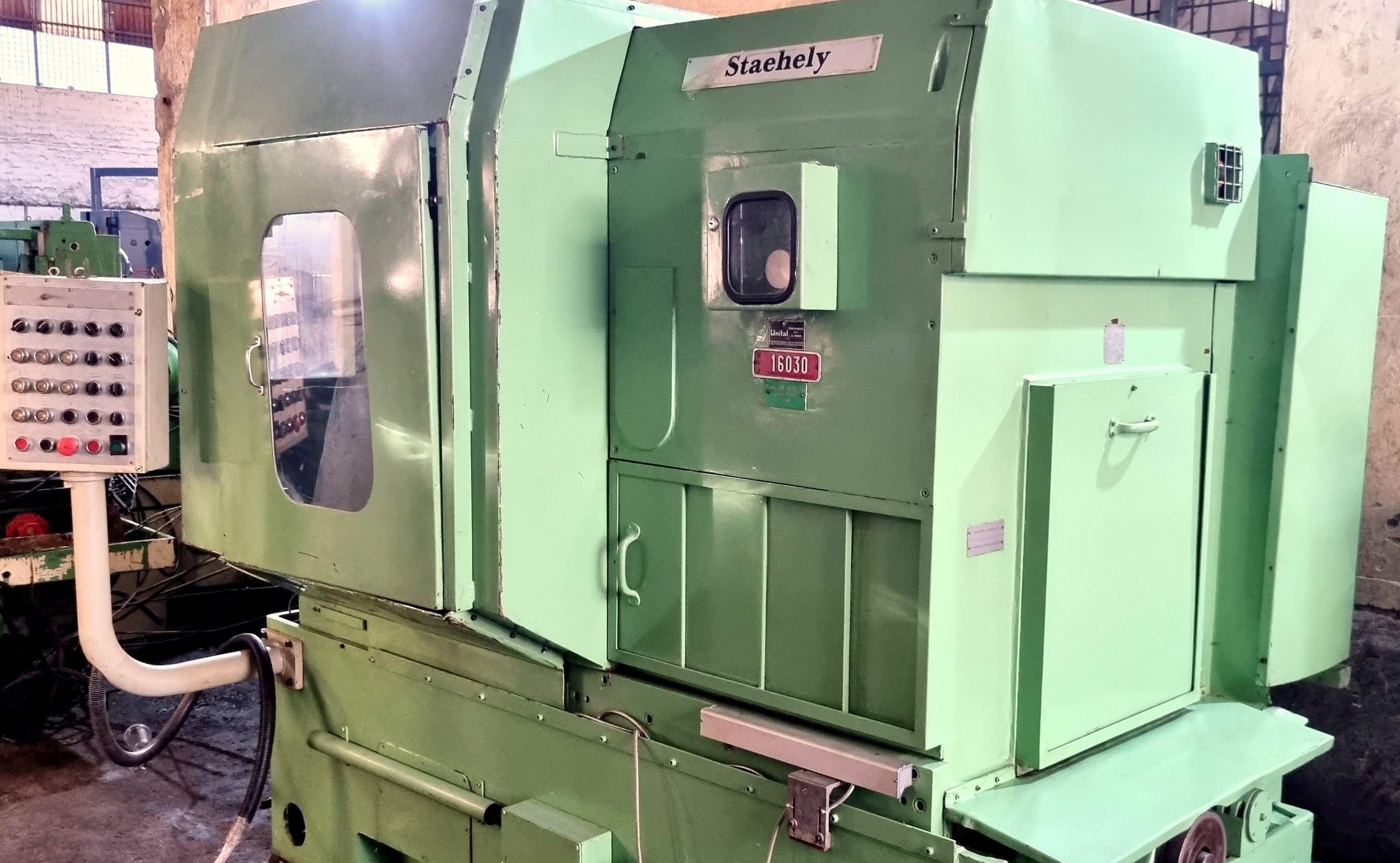 Used HIGH SPEED GEAR HOBBING Supplier Exporter Trader