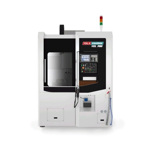 700 Cosmos Vcl Cnc Machine Industrial at Best Price in Vadodara ...
