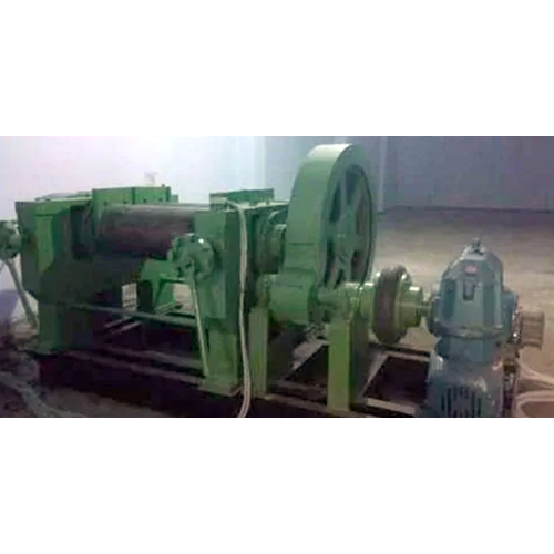 Semi-Automatic Bull Gear Type Rubber Mixing Mill Machine at Best Price ...
