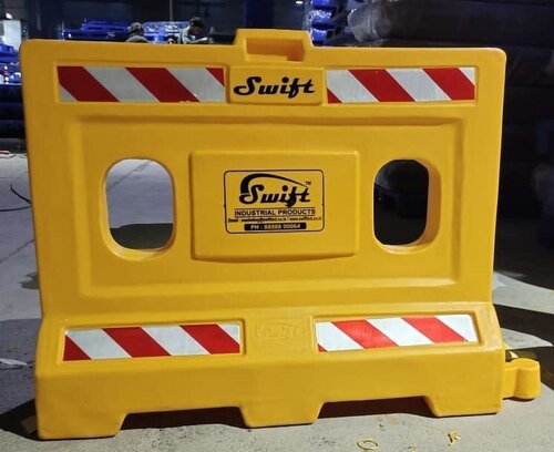 1 M Star Plastic Barricade at Best Price in Navi Mumbai | Swift ...
