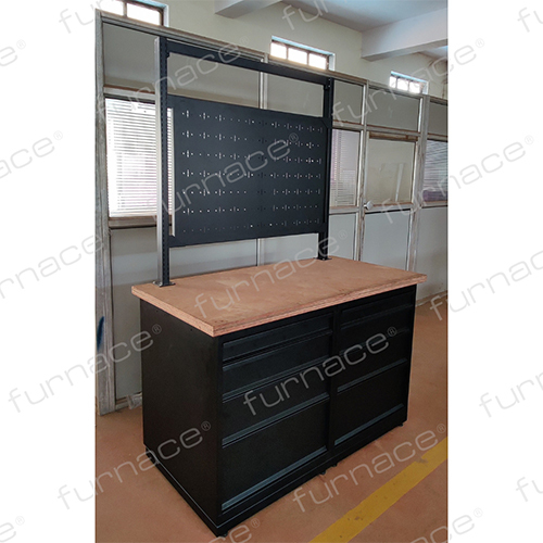 Industrial Metal Workbench Height: 3-5 Feet Foot (ft) at Best Price in ...