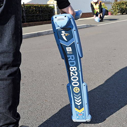 8200g Radiodetection Precision Locator at Best Price in Aligarh | Vhl ...