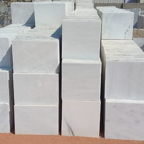 Square Cut Size White Marble Size: As Per Requirement at Best Price in ...