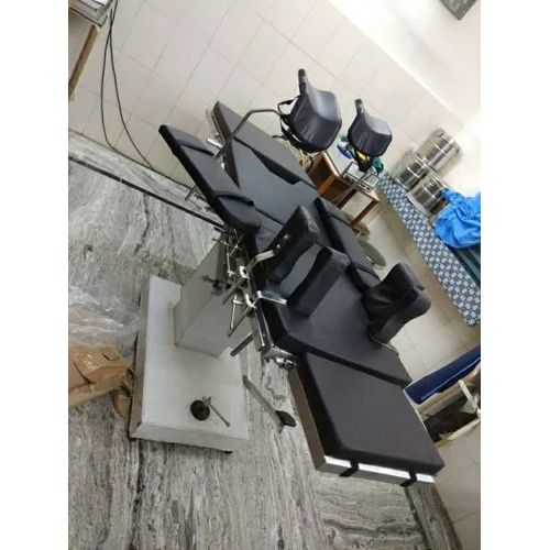 Stainless Steel Ot Table at Best Price in Ghaziabad | Surgical Engineer
