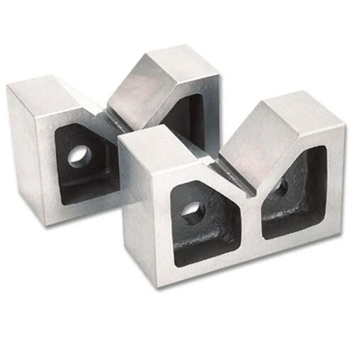 Vee Blocks - Cast Iron at Best Price in Chennai | Kannan Hydrol & Tools