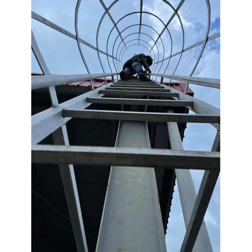 Vertical Safety Line System at Best Price in Kolkata | Seizefall ...