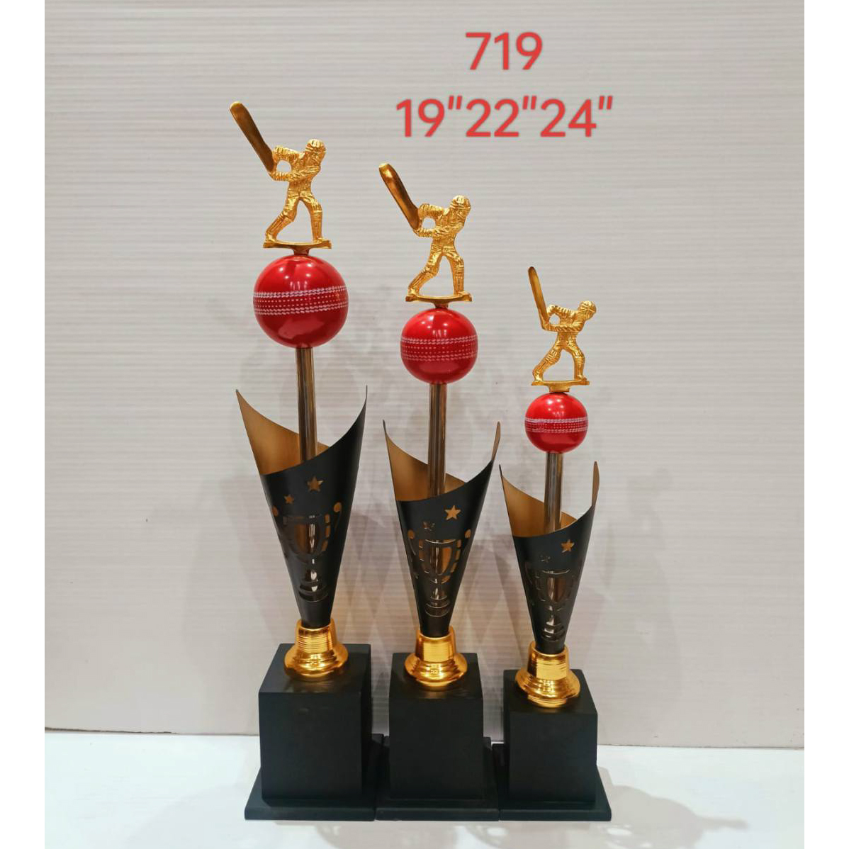 Metal Cricket Award Trophy #719 at 323.68 INR in Moradabad | Art Metal ...