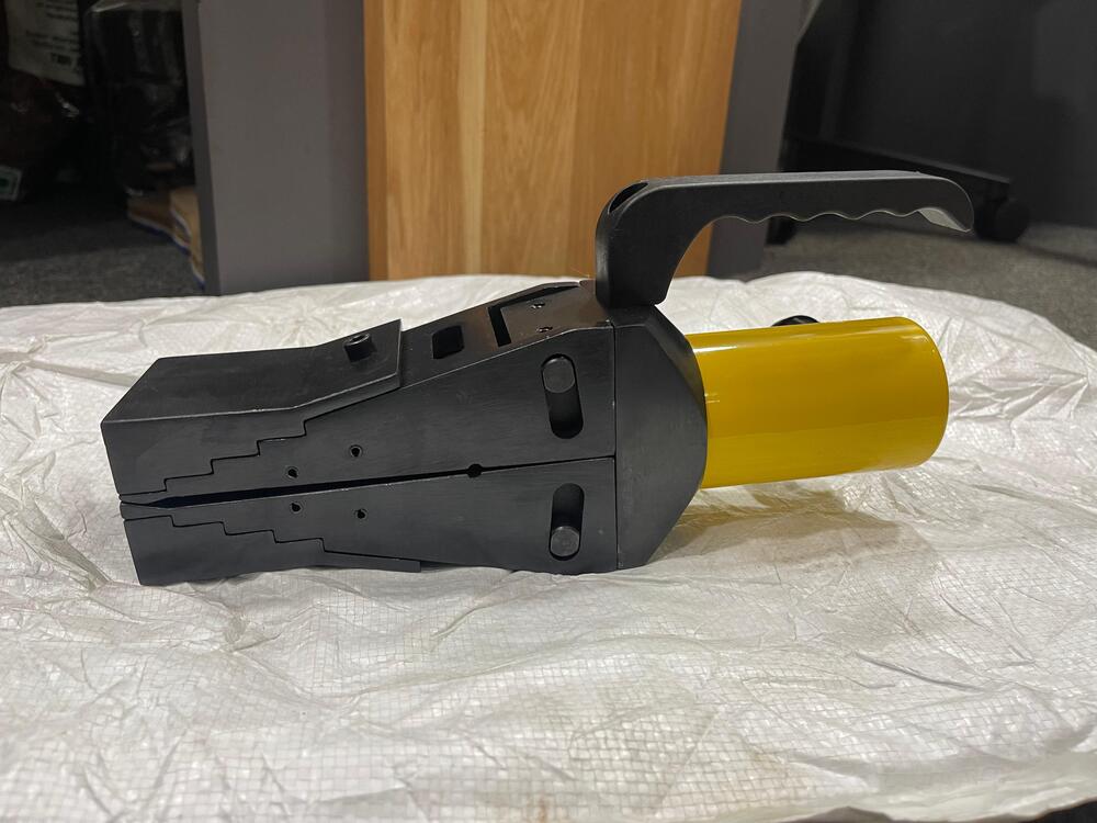 Hydraulic Flange Spreader - Steel, Standard Size 14 Ton | Heavy Duty ...