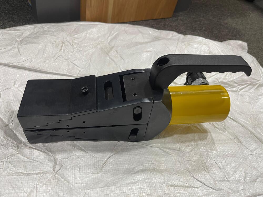 Hydraulic Flange Spreader - Steel, Standard Size 14 Ton | Heavy Duty ...