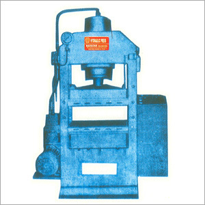 Hydraulic Bakelite Moulding Press at Best Price in Ghaziabad | Narsons ...