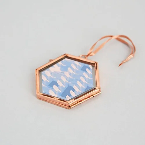 Metal Hanging Photo Frame at 150.00 INR in Moradabad | M/s Decorative ...