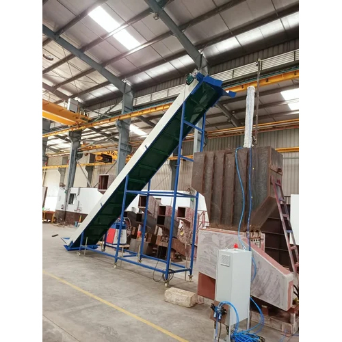 Industrial Inclined Belt Conveyor - Load Capacity: 100 Kilograms (kg ...