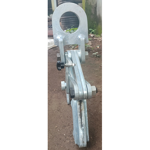 Rail Lifting Clamp - Automatic Grade: Semi-automatic at Best Price in ...
