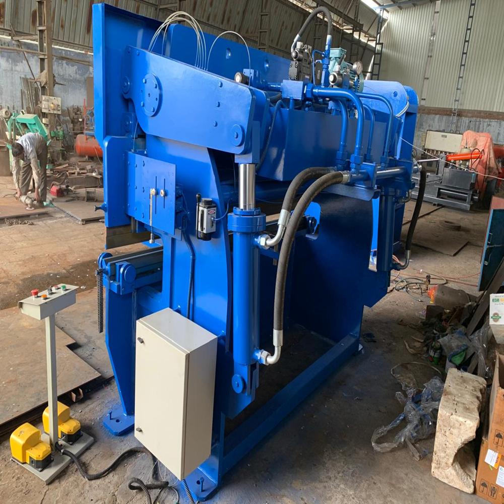 Hydraulic Press Brake Machine at 650000.00 INR in Ahmedabad | Sr Industries