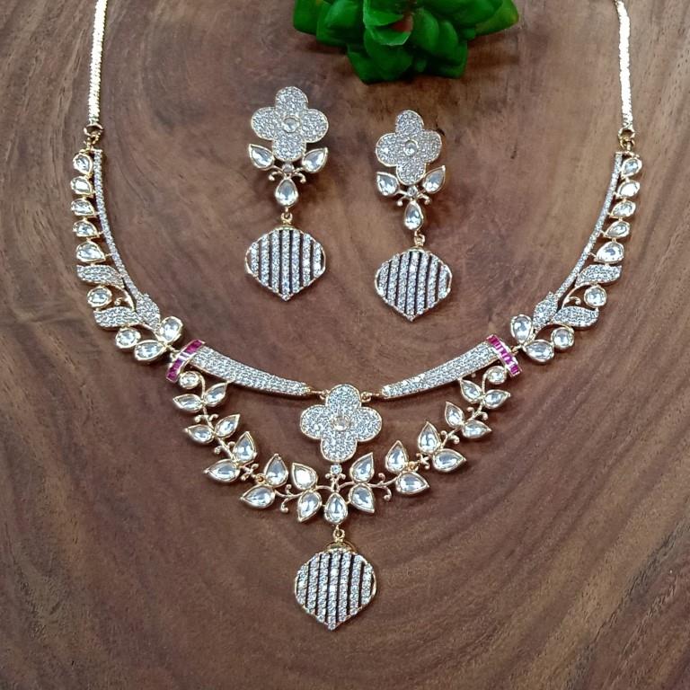 Kundan Necklace Set at Best Price in Mumbai, Maharashtra | Blue Petel ...