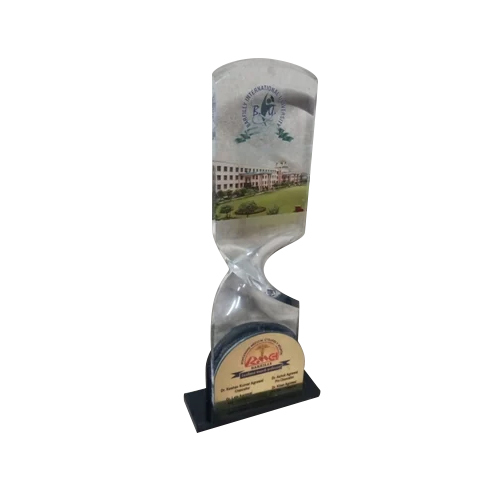 School Award Acrylic Trophy at 460.00 INR in Delhi | Ilma Maahin Industries