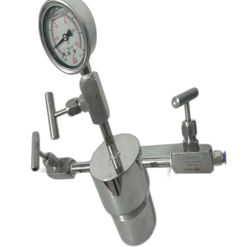 High Pressure Staring And Heating Autoclave at 105750.42 INR in ...