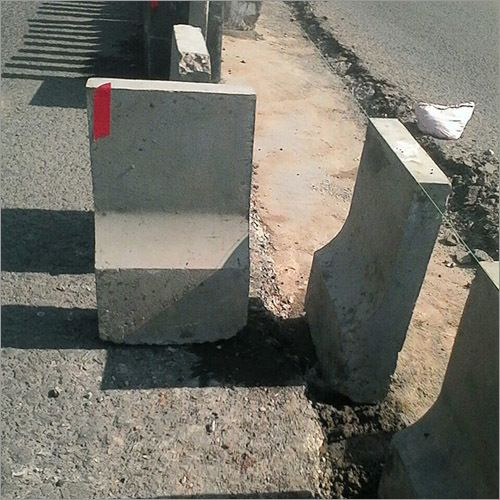 Concrete Road Divider - Color: Grey at Best Price in Sangli | Ajantha ...
