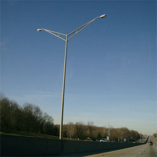 Street Light Pole - Features: High Quality at Best Price in New Delhi ...