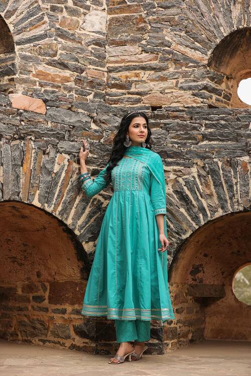 Design Ledies Simple Gown at 499.00 INR in Surat | Niva Creation