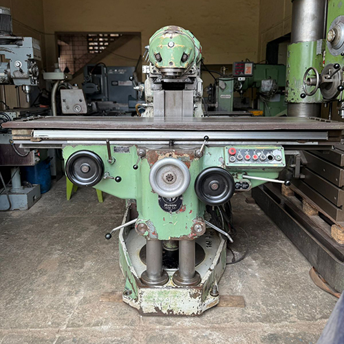 Huron Nu4 Universal Milling Machine - Color: Green at Best Price in ...
