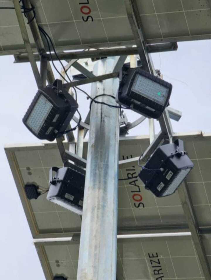 30w Solar Integrated High Mast Light - Color: Black at Best Price in ...