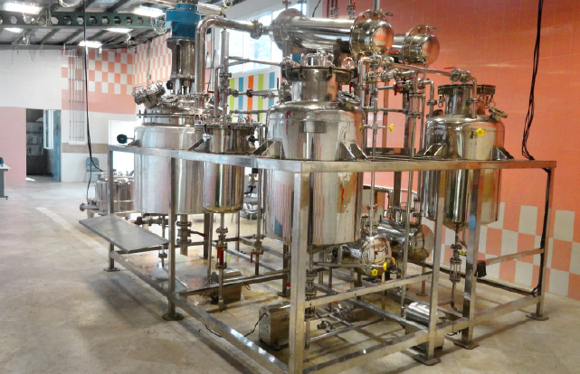 Rose Flower Distillation Plant - Automatic Grade: Semi-automatic at ...