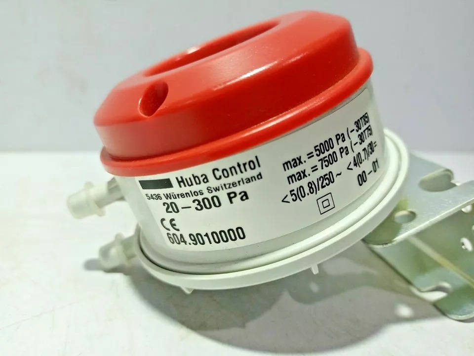 Huba Control 604.9010000 Differential Pressure Switch 200-300 Pa at ...