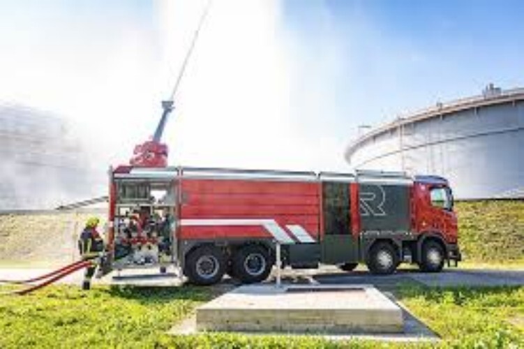 Ashok Leyland Chassis Multi-purpose Fire Tender at 1400000.00 INR in ...