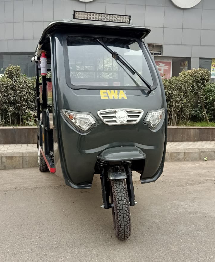 Passenger Electric Auto Rickshaw - Charging Time: 4-5 Hours - Charging ...