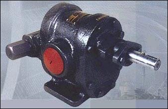 Rotary Gear Pumps at Best Price in Delhi, Delhi | Seemsan Pumps ...