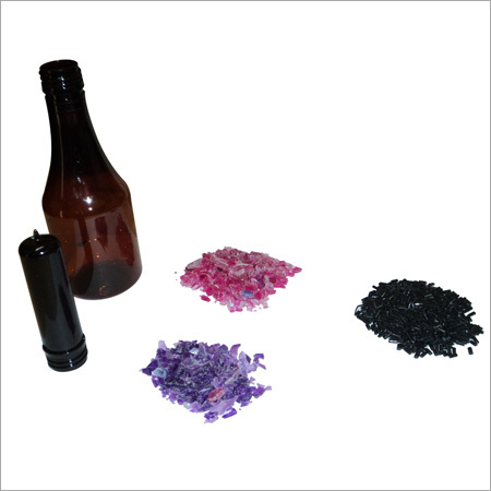 Hot Washed Pet Flakes at Best Price in Ahmedabad | Poonam Polymers