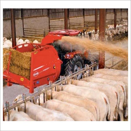 Straw Blowers & Feeders at Best Price in Chennai | Kuhn S. A. Liason Office