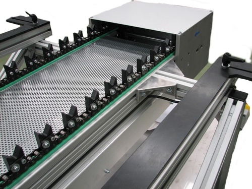 V Type Slat Conveyor at Best Price in Pune | Spectra Tech