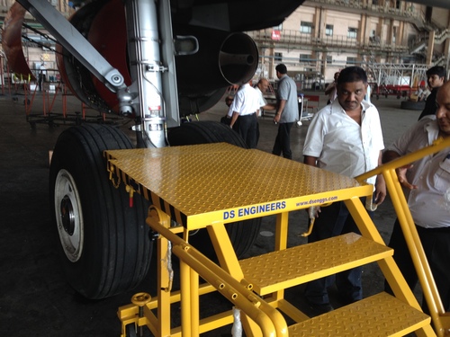 Aircraft Trestle at Best Price in Mumbai, Maharashtra | Airawat ...