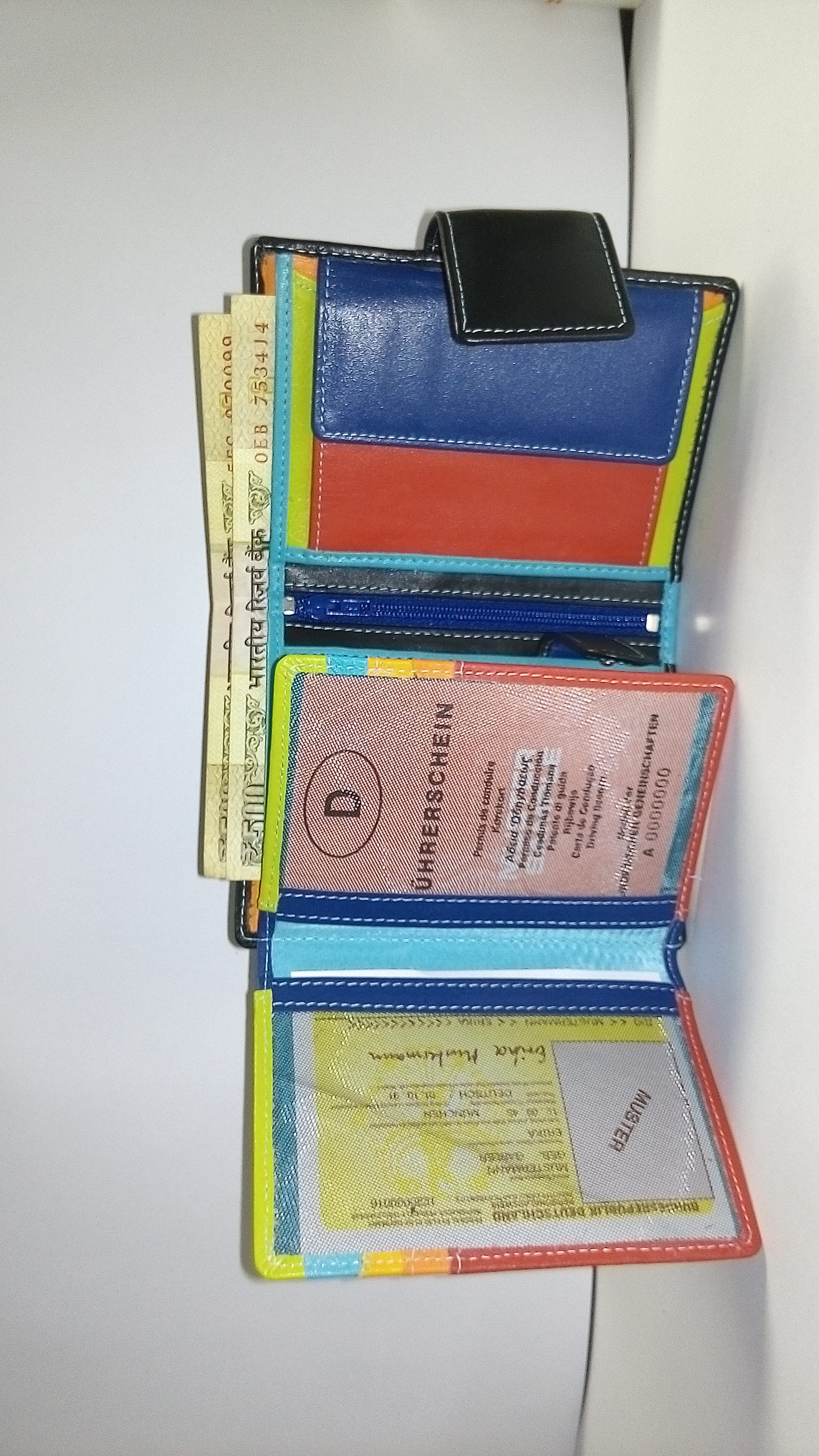 Leather Gent Wallet at Best Price in Kolkata, West Bengal | Bharat ...