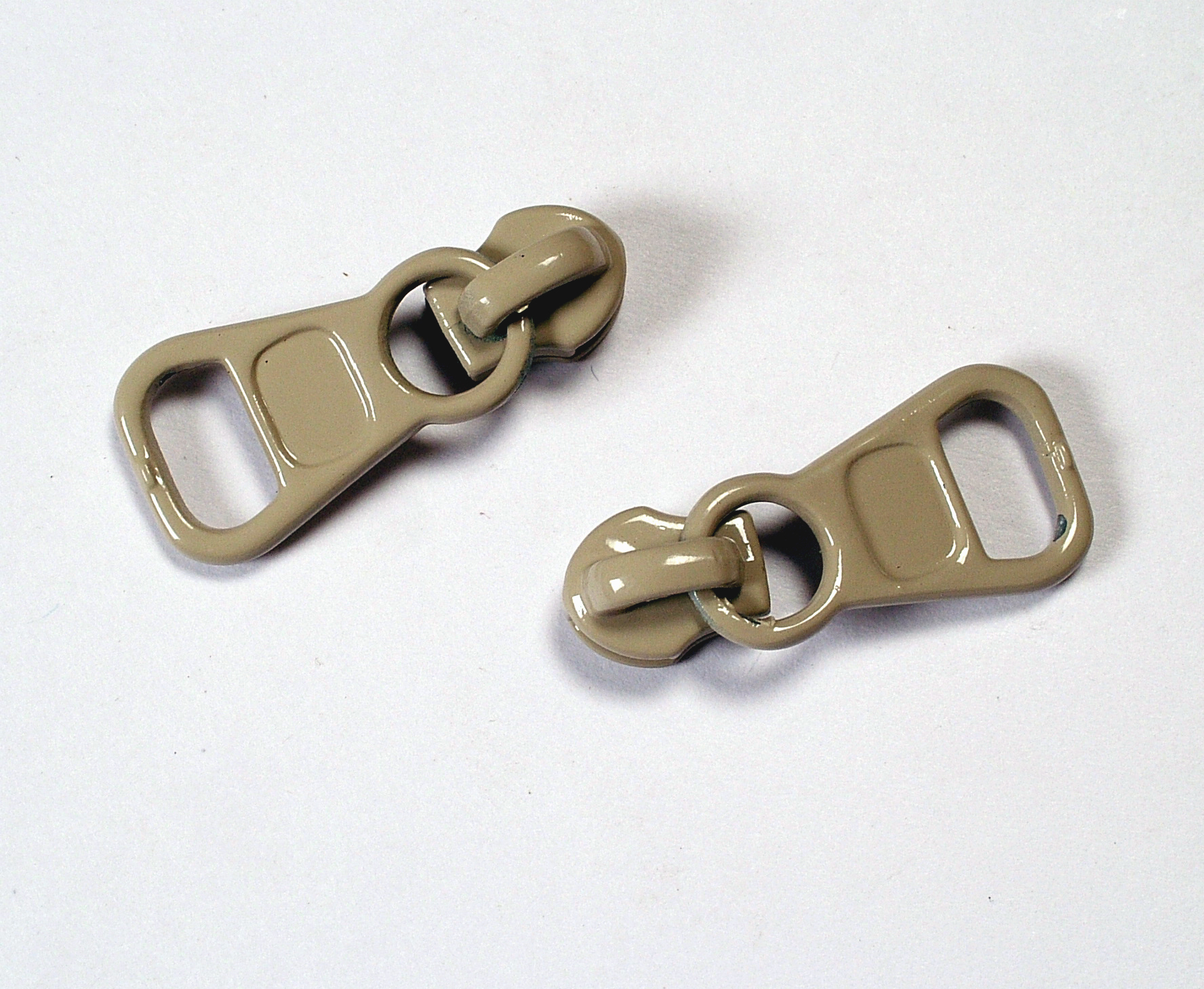 Zipper Slider at Best Price in New Delhi, Delhi | Grace International